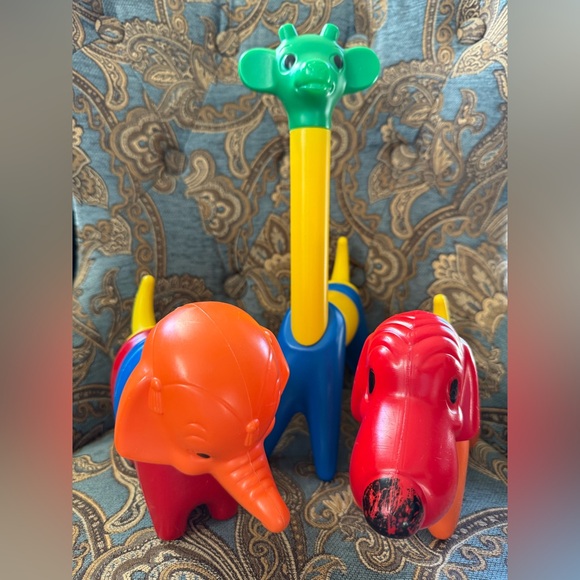 Tupperware | Toys | Original Tupperware Animal Toys | Poshmark